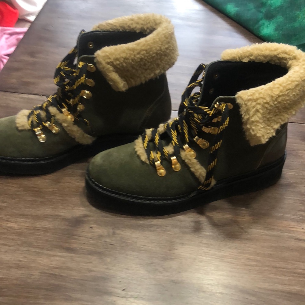 Very Volatile Leather Boots - Gem